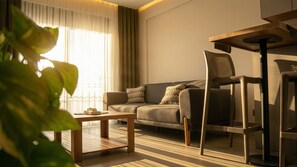 Roupa de alta qualidade, minibar, Wi-fi grátis 