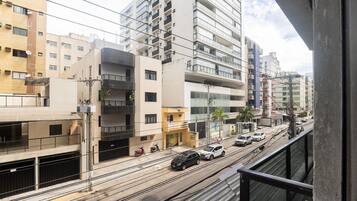 Apartamento Básico | Terrenos do alojamento