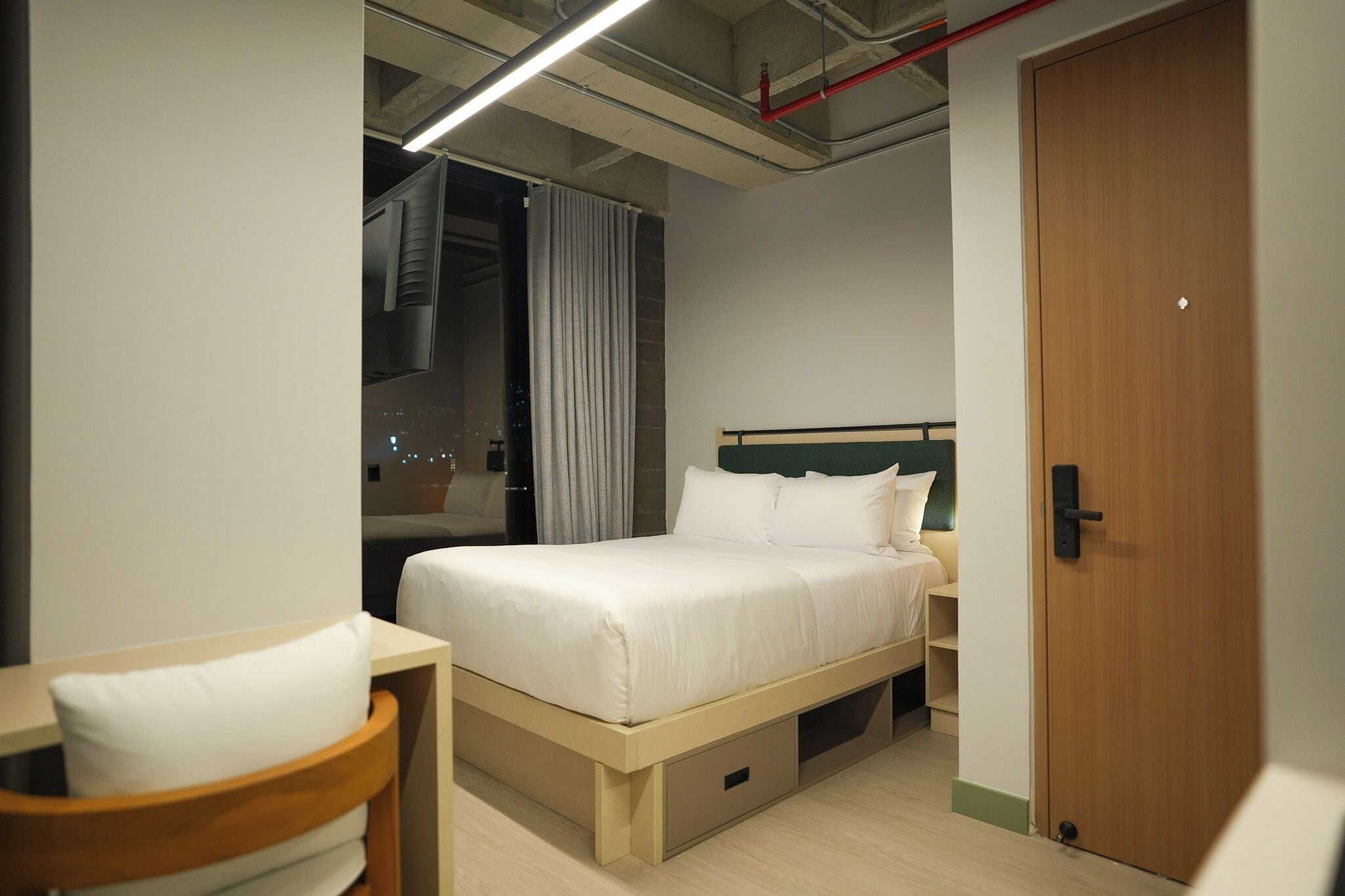 Quarto Superior | Secretária, secretária adequada para computadores portáteis 