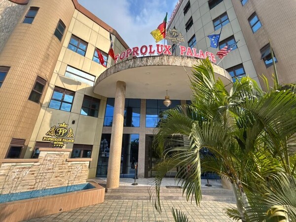 Foprolux Palace - Douala
