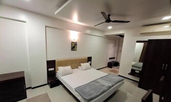 Escrivaninha, espaço de trabalho para notebook, Wi-Fi de cortesia