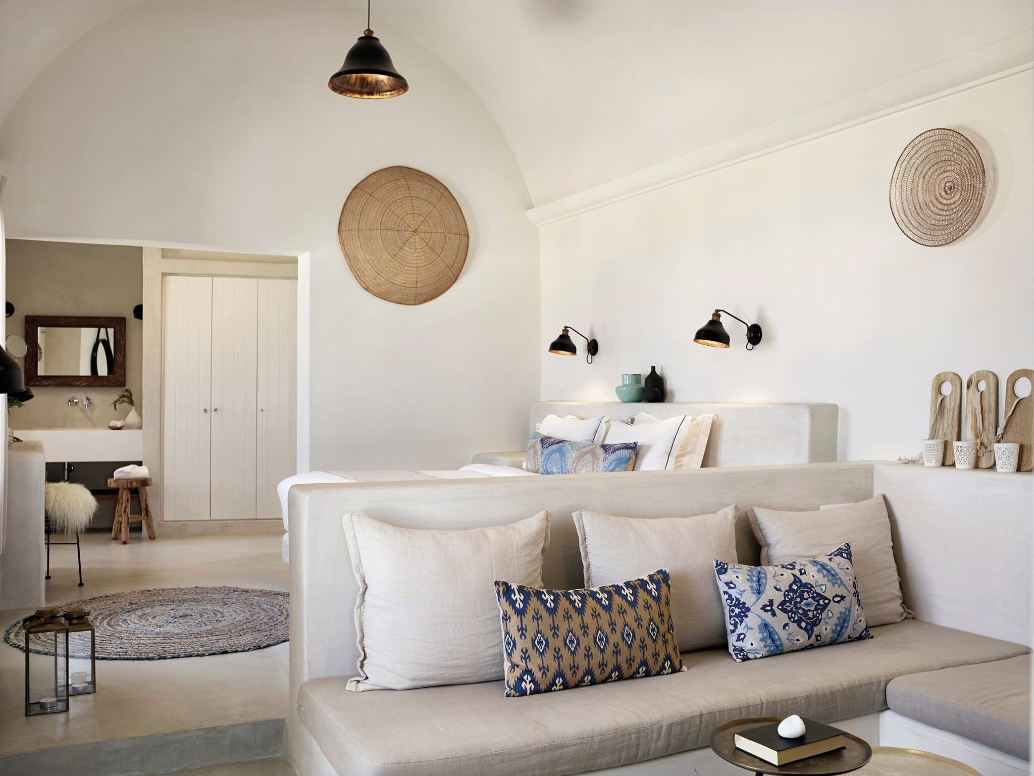 Auriane&nbsp;Suite, Divine Sunset & Sea Views, Private Pool & Jacuzzi, Furnished. - Oia