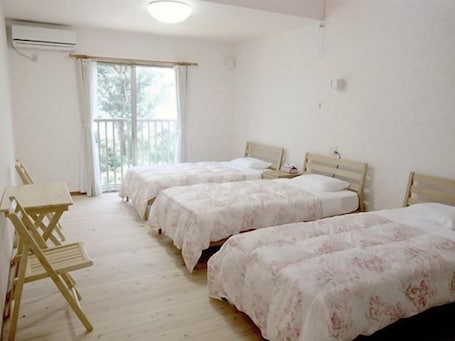 Quarto. Marine Terrace