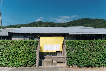 Denpaku Beach View Roof