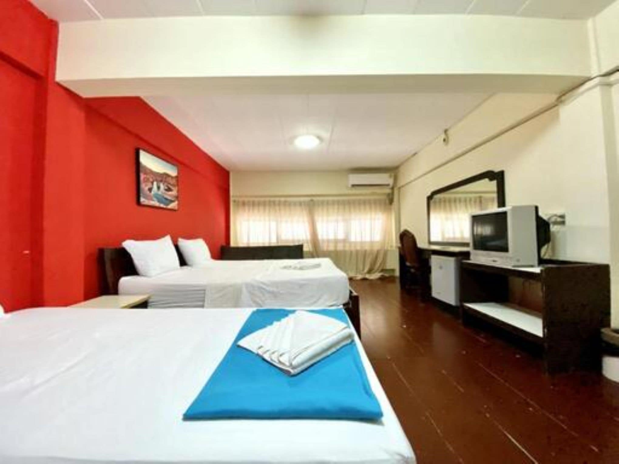 Quarto triplo | Wi-Fi de cortesia