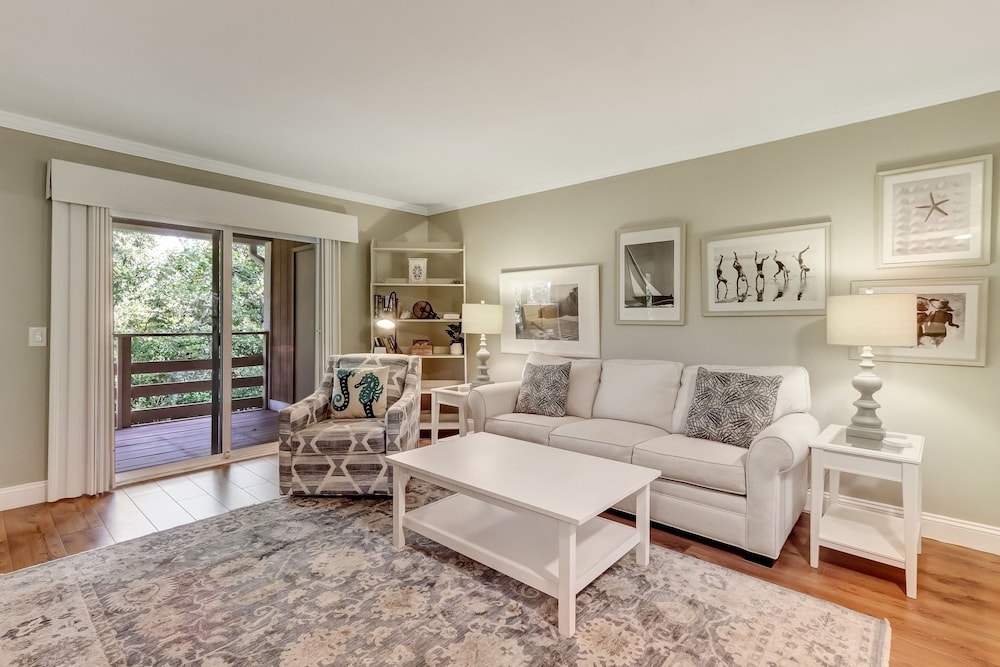 Amelia Landings 9e 2 Bedroom Condo Reviews, Deals & Photos 2026 - Vrbo