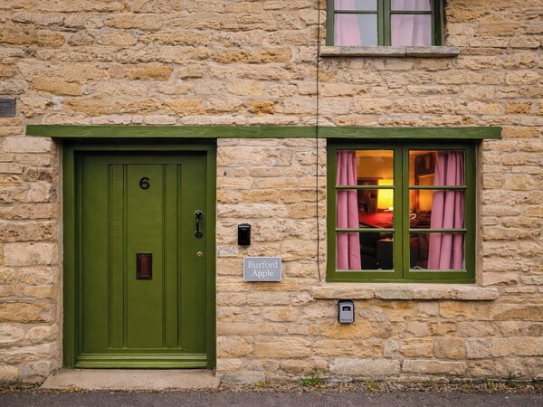 Burford Apple - Burford