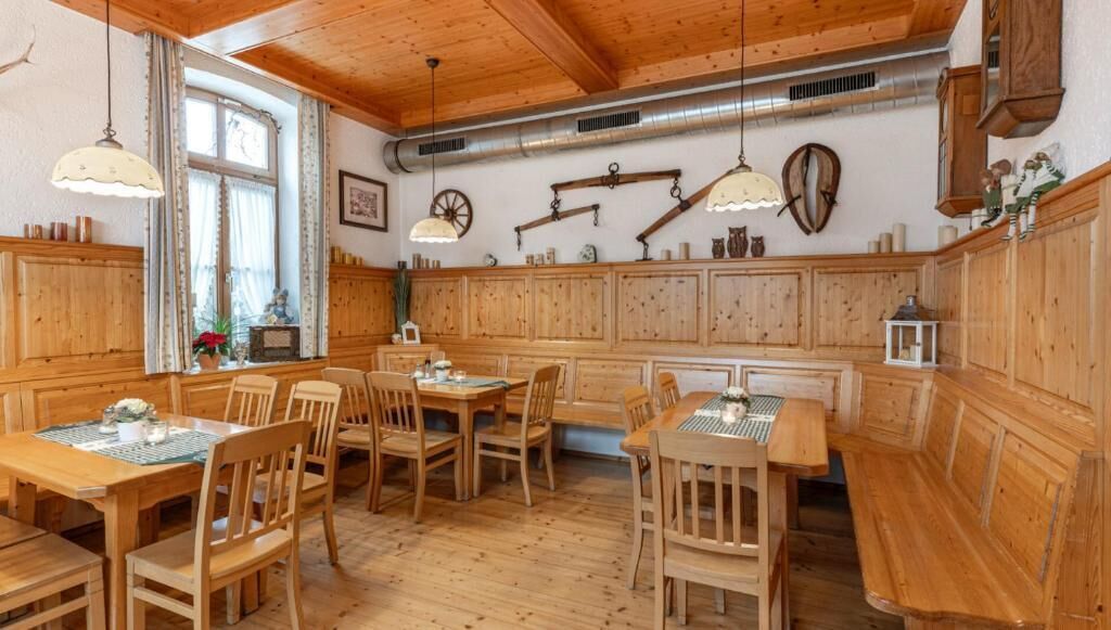 Café da manhã com buffet grátis todos os dias