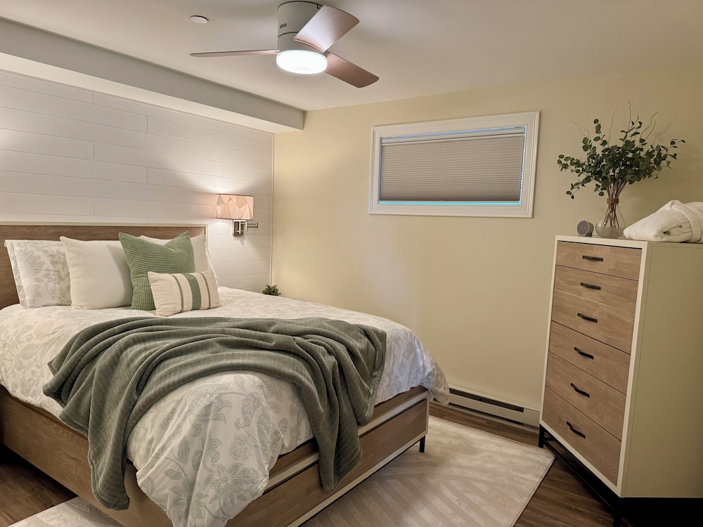 Oceanfront Luxury Retreat on Pine Point Beach – Steps to the Sand ...