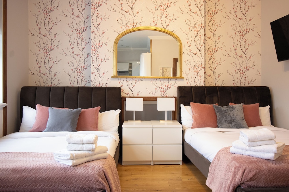 Fulham Rooms - London