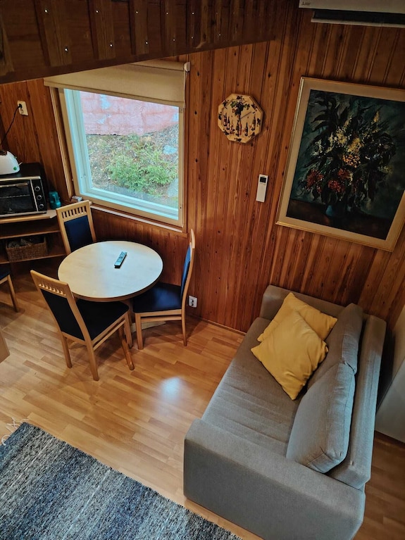 Juhlamenot Cabin For 4 People, Sauna, Fireplace - Uusimaa