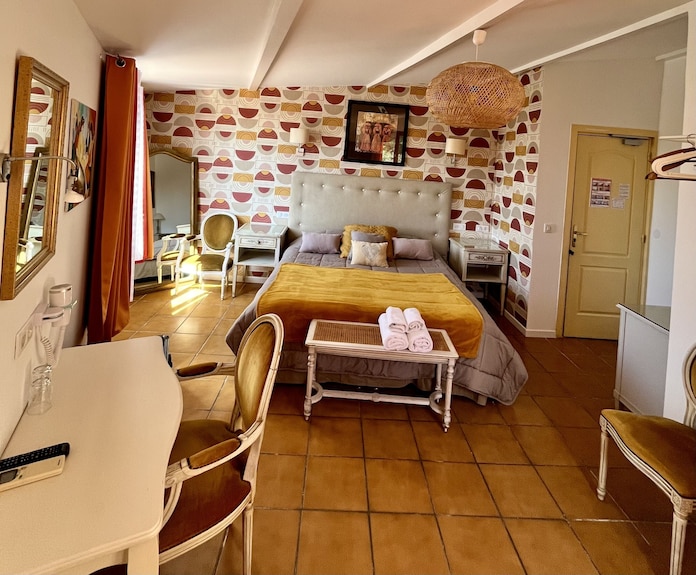 Double-classic-private Bathroom-balcony-vue Mer - Agay