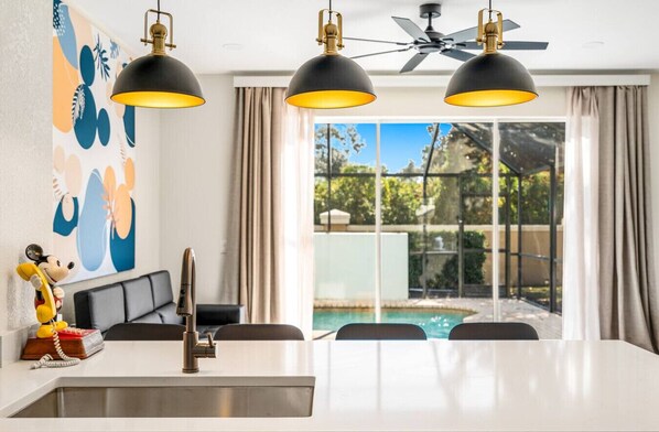 Parkside Windsor Retreat 15 Min Disney! Reviews, Deals & Photos 2026 ...