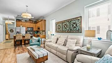 Condo, várias camas (Paradise 2205) | Área de estar