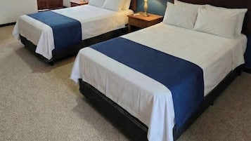 Quarto Twin | Cofre no quarto, secretária, Wi-fi grátis