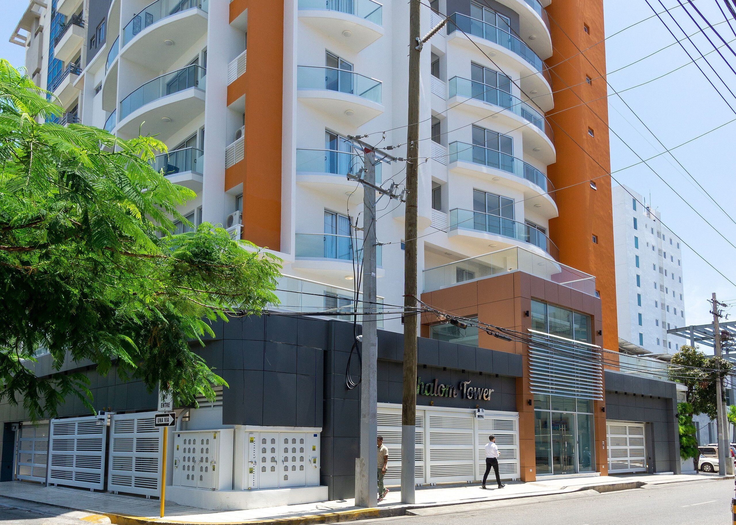 Apartamento superluxo, vista para a cidade | Fachada