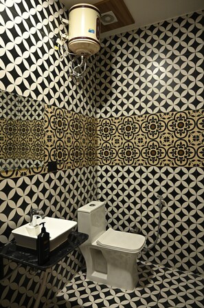 Quarto luxo | Banheiro