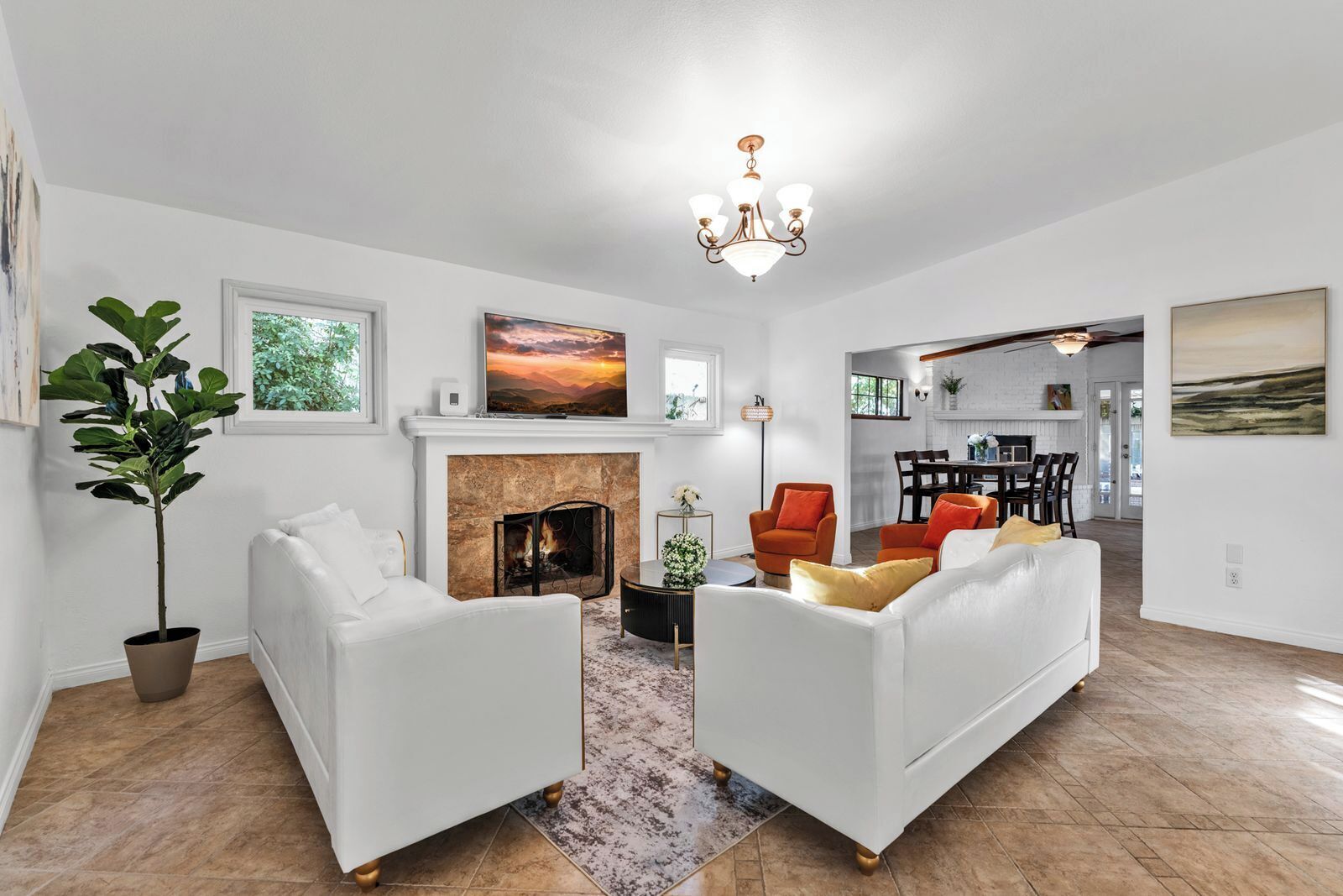 14 Travelers To Disneyland And Enjoy The Beautiful New Remodeled House - Brea, CA