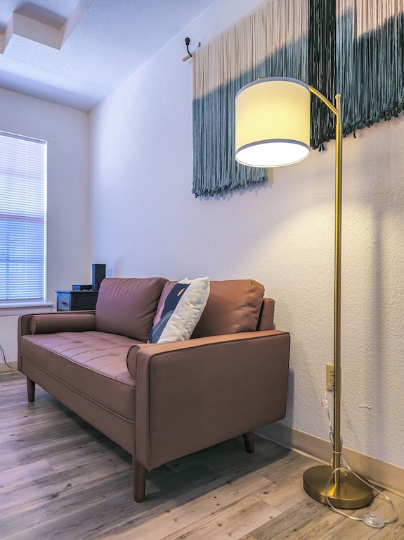 Zion Place - Great Location! 2bedroom & 1 Bathroom Apartment - Texas