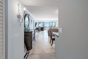 Relaxing 3rd floor Longboat Key condo with pool views - Beachbound ...