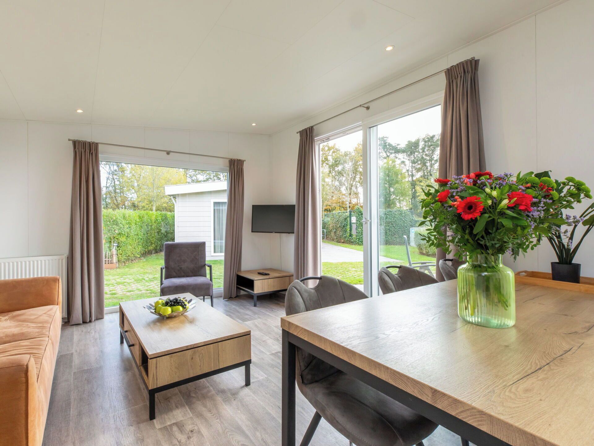 Schitterend Vrijstaand Vakantiehuis Voor 6 Personen Met Wifi, Zwembad, Tv En Terras - Goes