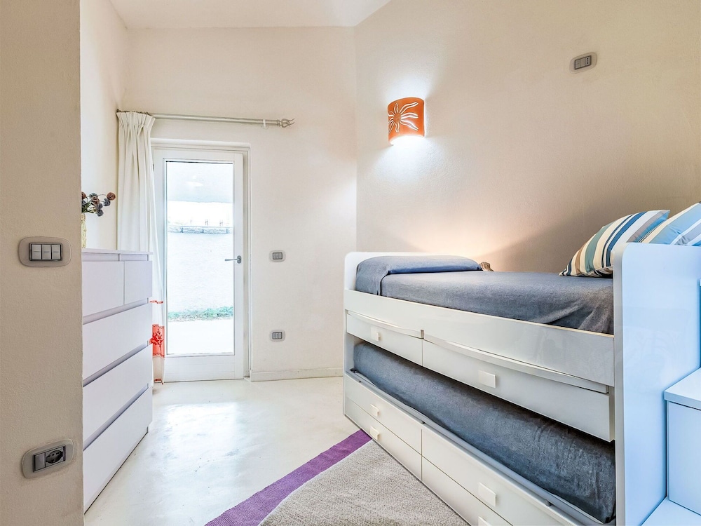 Joli appartement pour 4 personnes avec climatisation, WIFI, TV, patio ...