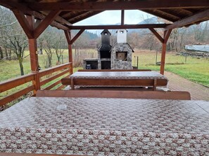 Quarto, vários quartos, fumadores, varanda | Terraço/pátio interior