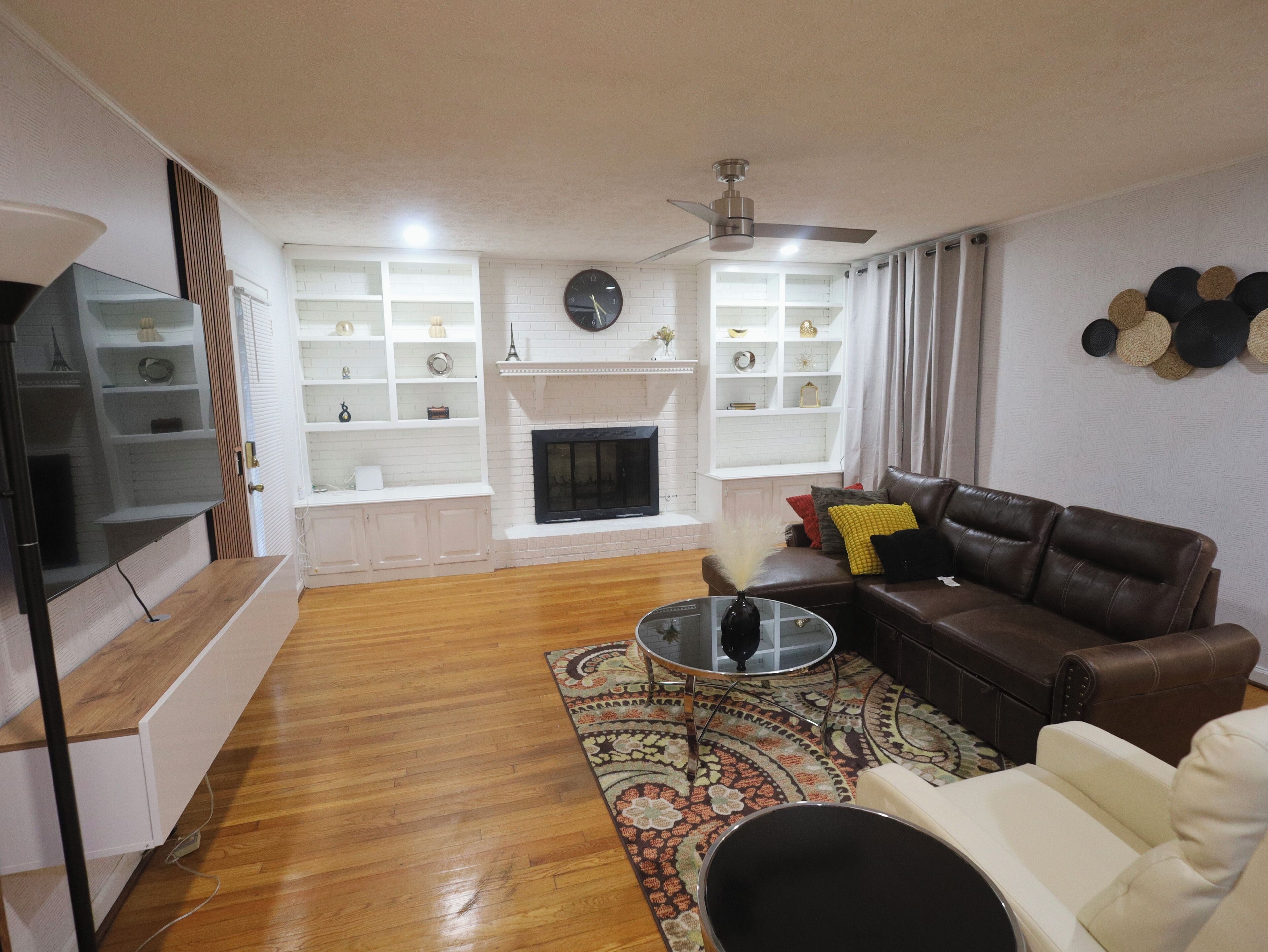 3-bedroom House In Charming Snellville With Cool Ac Breeze - Snellville, GA