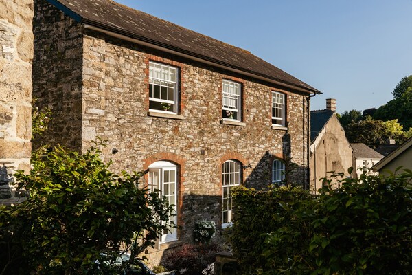 Upper School House - Ashburton