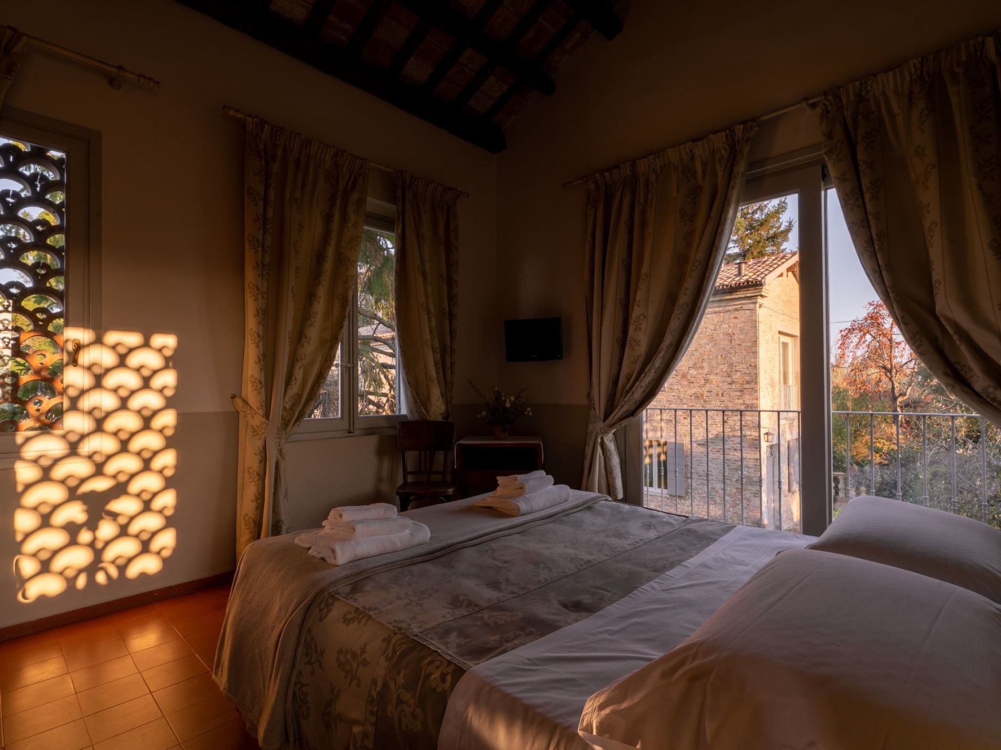 Drei-zimmer-panorama-wohnung Mit Terrasse Und Sommerpool By Interhome - Pesaro