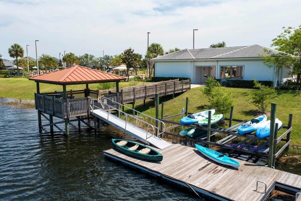Lake-view Near Disney Resort W Lazy River 108 3151 - Kissimmee, FL