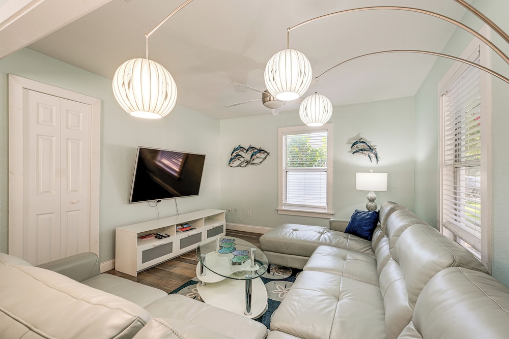 6 Mi To Raymond James Stadium: Tampa Retreat! - Tampa, FL