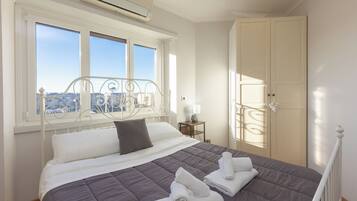 Apartamento | 2 quartos, Wi-Fi de cortesia
