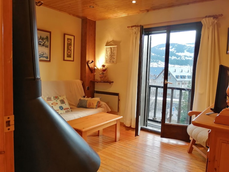 Gemütliche Wohnung Falcó 2 Vall De Boí By Interhome - El Pont de Suert