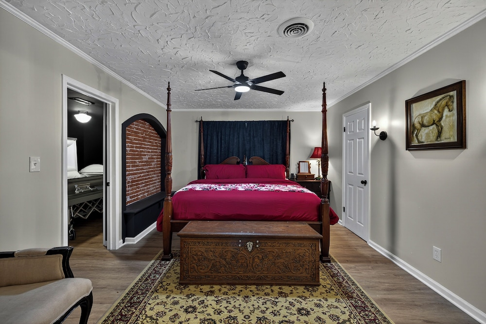 Welcome to Vervain Villa in Mystic Falls. Stay and enjoy screen used ...