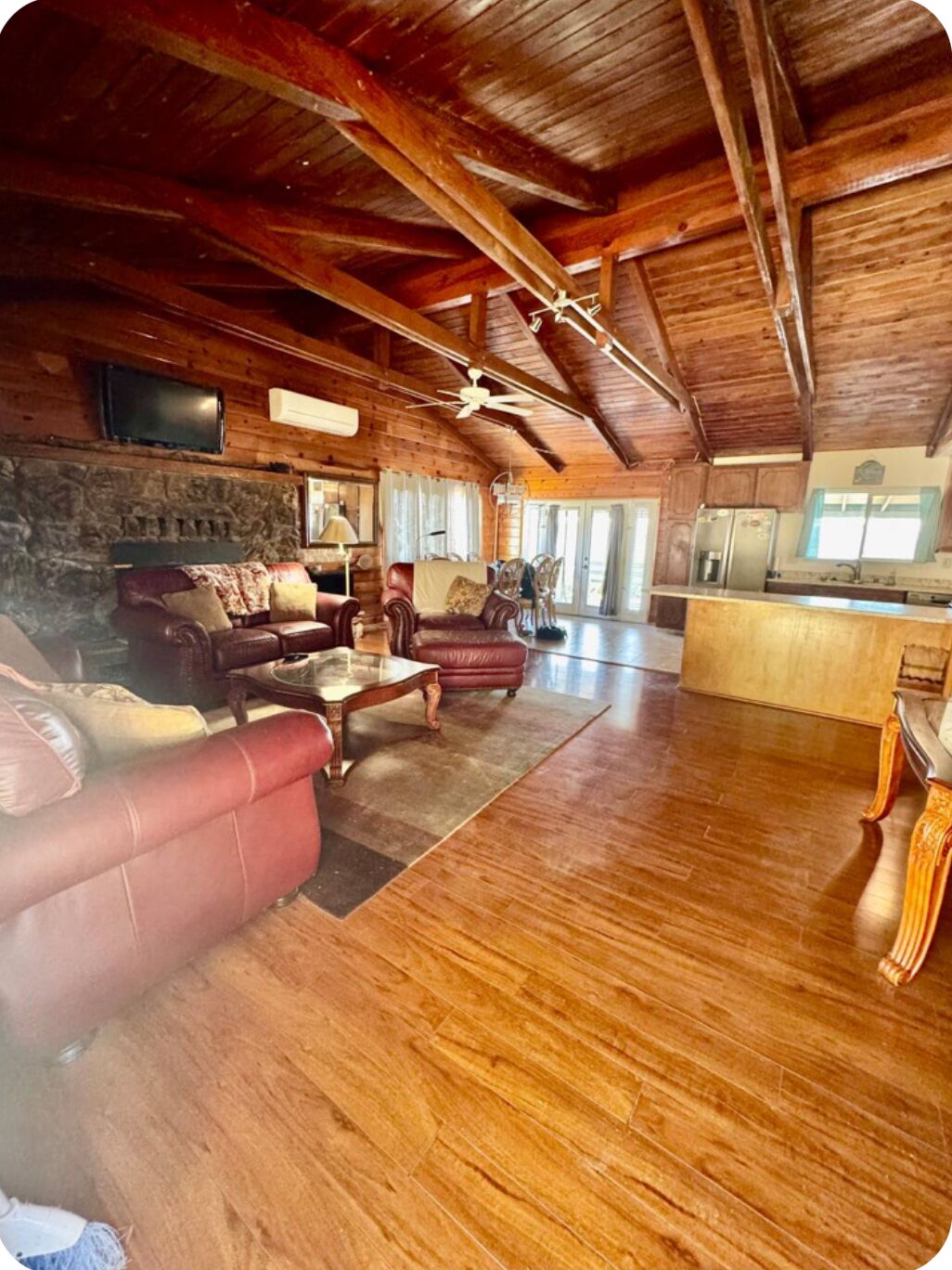 Cozy Lakefront Home With Amazing Lake Views From Huge Back Deck - Kelseyville, CA