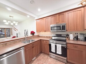 Ski In/Out, 2+Parking, Hot Tub, 5 min Walk to Town - Latest Reviews ...