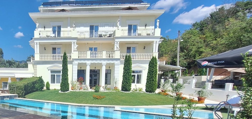 Aleksion Palace - Ognyanovo