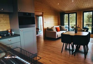 Oak Tree Lodge in Brandesburton, East Yorkshire, accommodates four ...