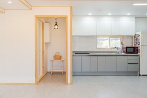 Quarto Básico, 2 quartos (Eondeokwie Dokchae) | 2 quartos, Wi-fi grátis 