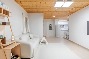 Quarto Básico, 2 quartos (Private Pool Villa) | 2 quartos, Wi-fi grátis 