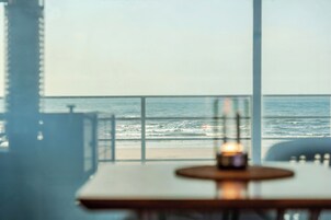 Quarto básico, 1 quarto (INSULA-101 (Pool Villa/Spa/OceanView)) | 1 quarto, Wi-Fi de cortesia