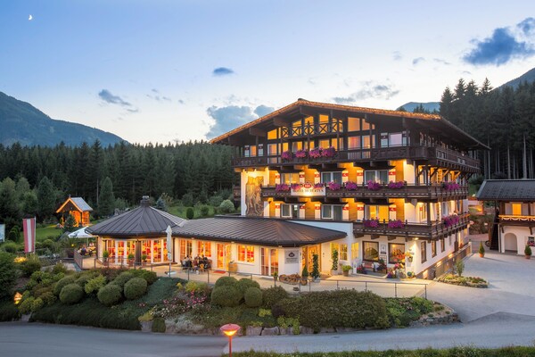 Hotel Hubertus 4 Sterne - Neukirchen am Großvenediger