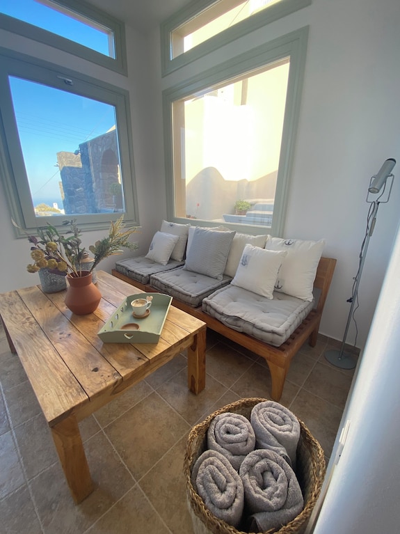 Maya Luxury House & Suite With Two Outdoor Warm Tubs At Imerovigli-santorini - Santorini