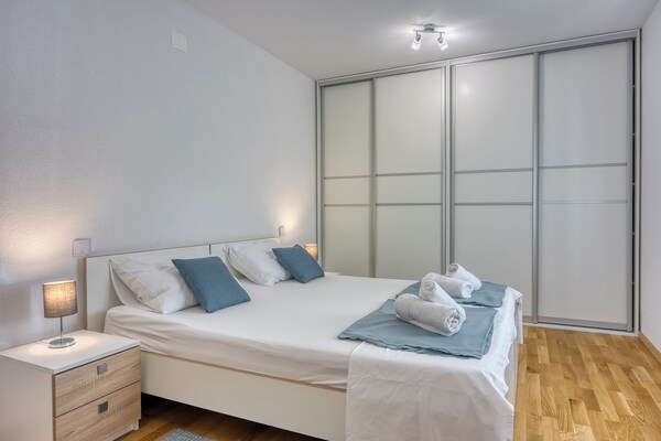 Villa Ancora - Merope Apt /W Jacuzzi & Terrace - Cres