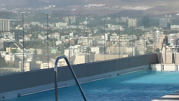 Apartamento | Piscina | Piscina exterior sazonal