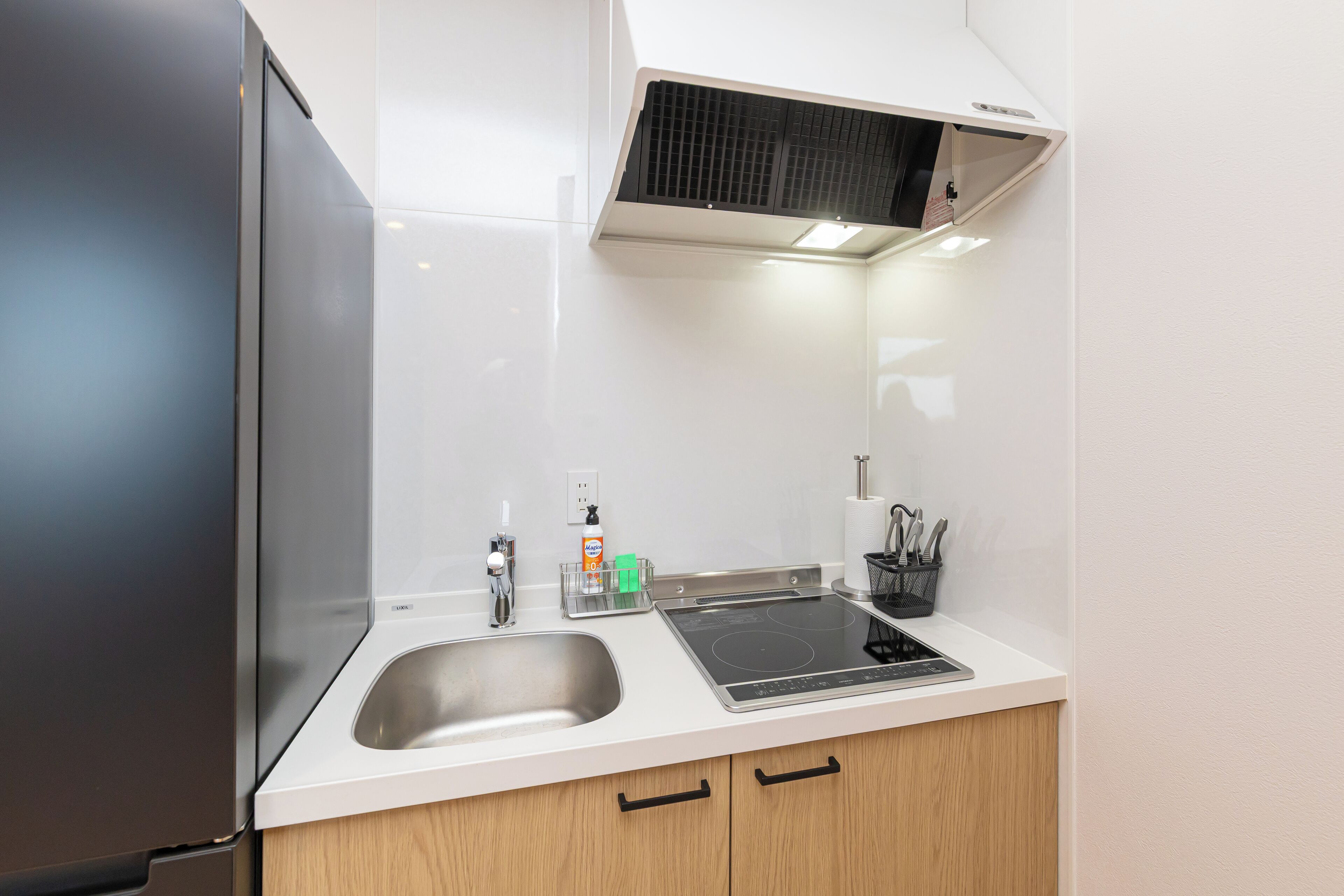 Vila luxo, para não fumantes, de frente para o oceano | Cozinha privada | Geladeira grande, micro-ondas, cooktop