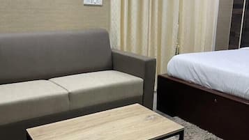 Quarto premium | Escrivaninha, Wi-Fi de cortesia