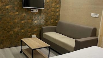 Quarto premium | Escrivaninha, Wi-Fi de cortesia