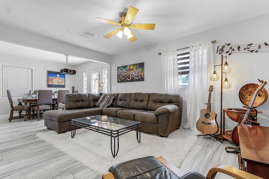 Octopus' Garden With Heated Pool & Hot Tub - Fort Myers, FL